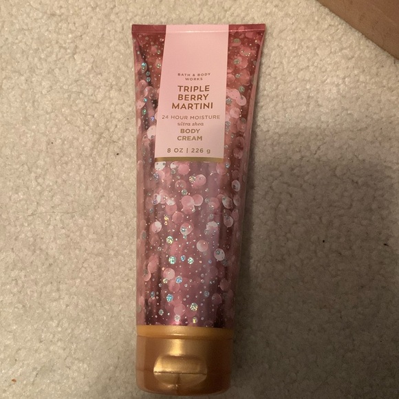 Bath & Body Works | Bath & Body | Last One Bath Body Works Triple Berry ...
